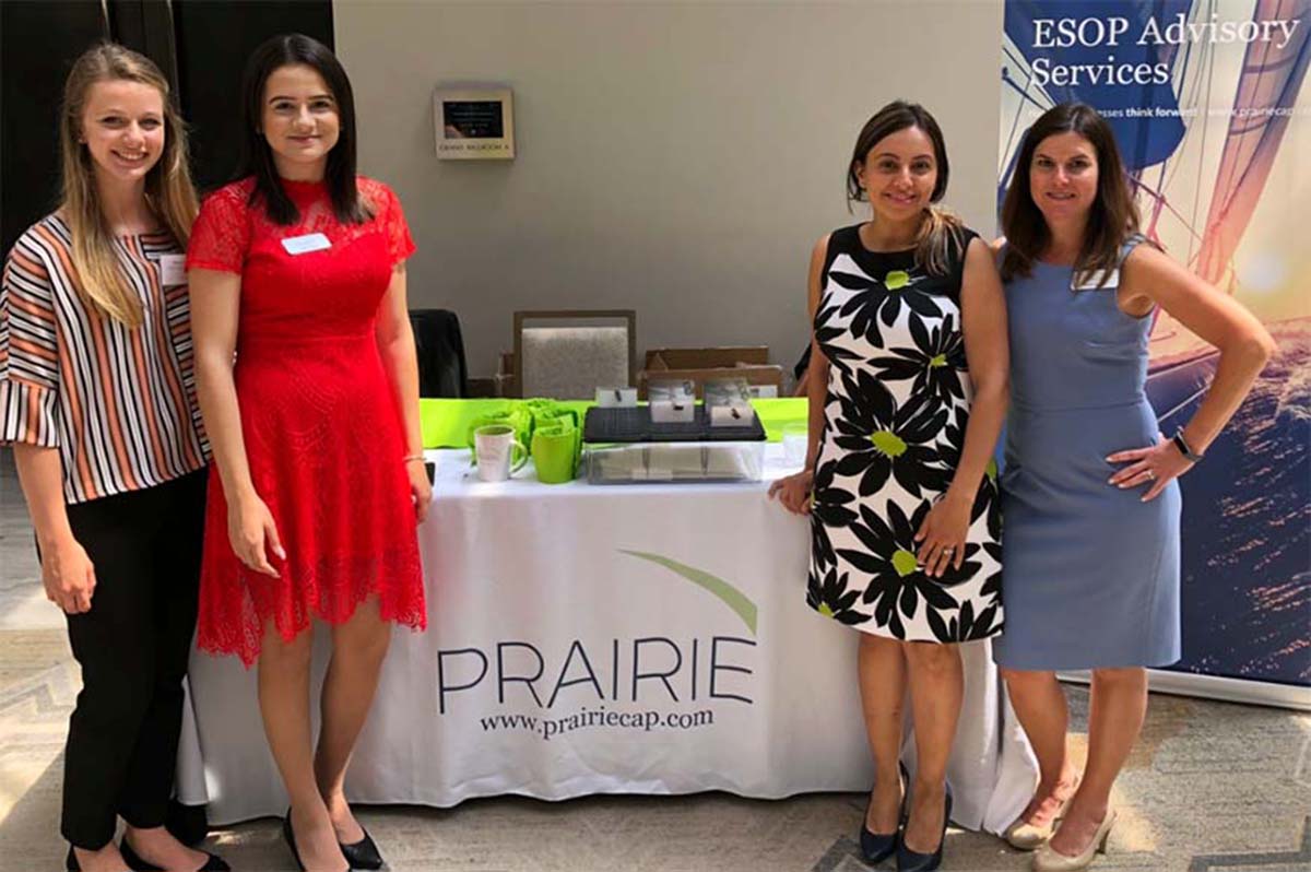 How a priceless, non-paying internship works | Augustana College